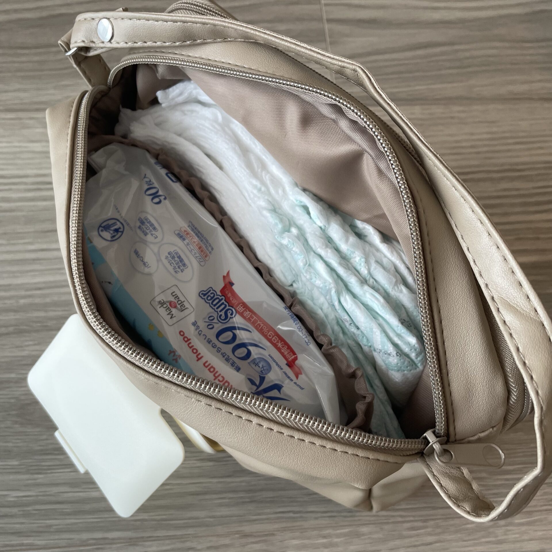 【3COINS】スリコ圧縮おむつポーチを購入しました！おむつは何枚入る？使い心地を最速レポしゅしゅファミリー